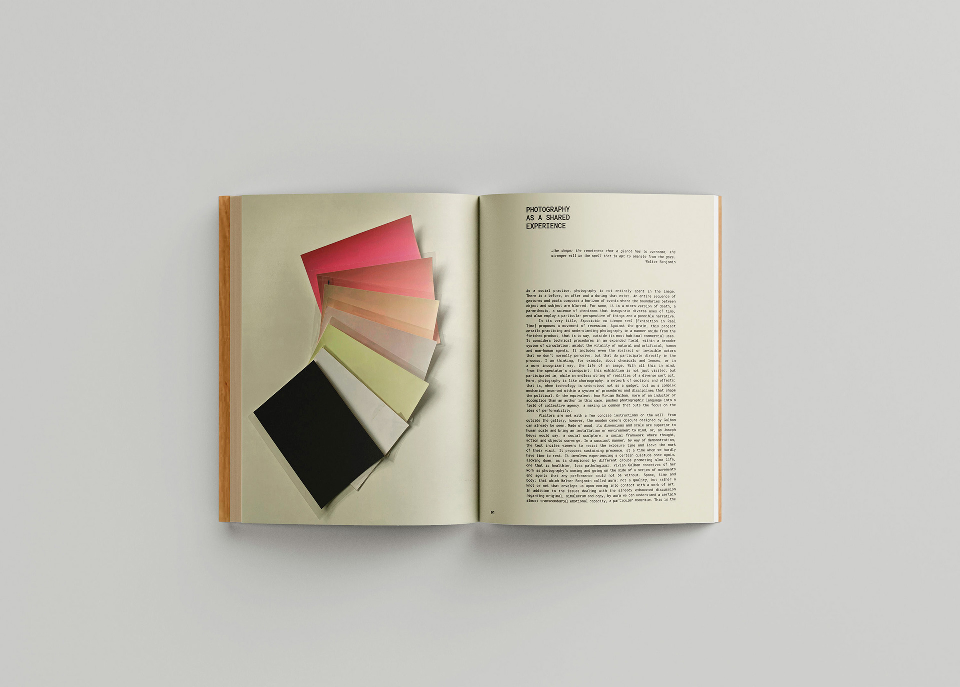 Exhibition in Real Time Book – VIVIAN GALBAN